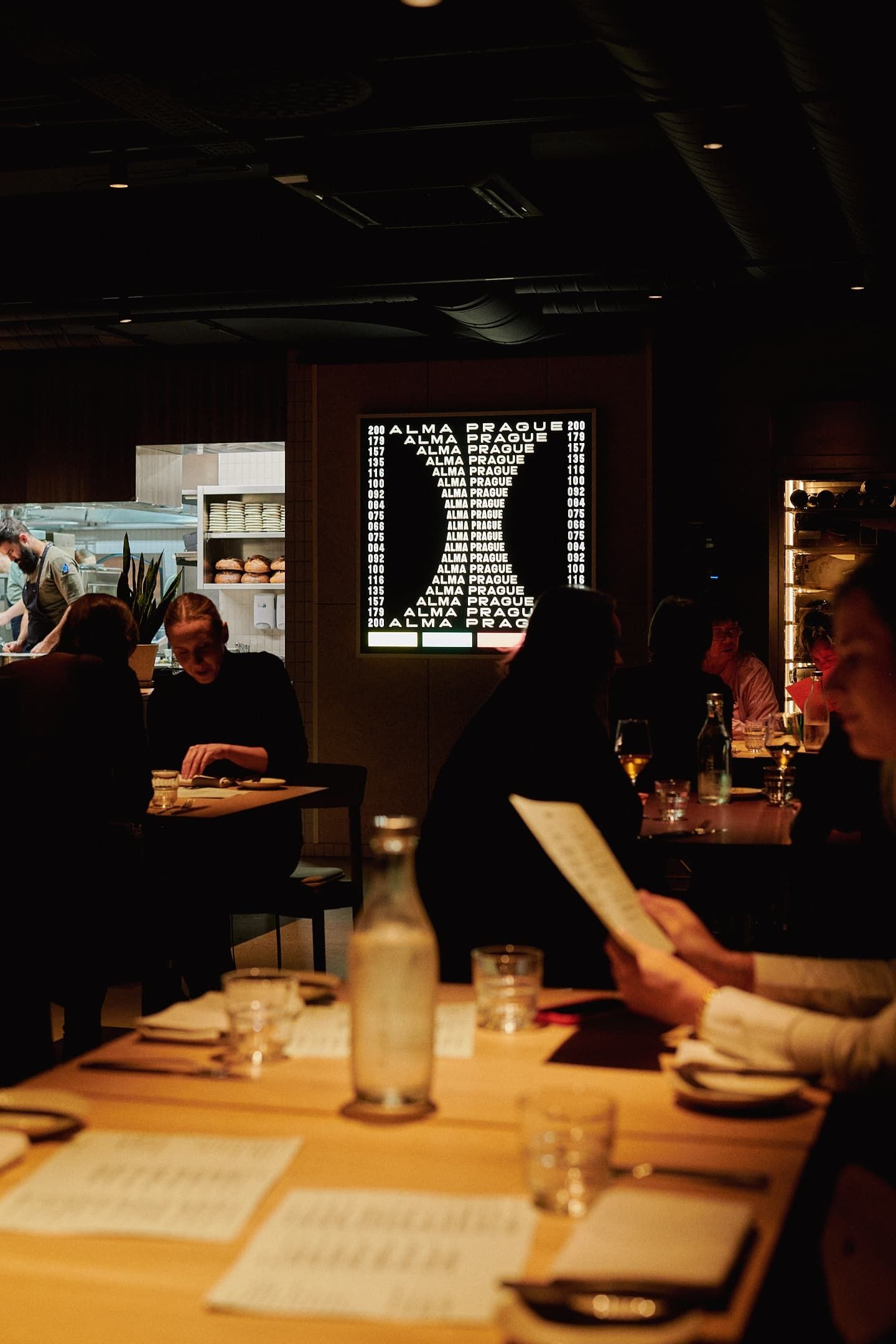 ALMA | Restaurace, kavárna a cocktail bar